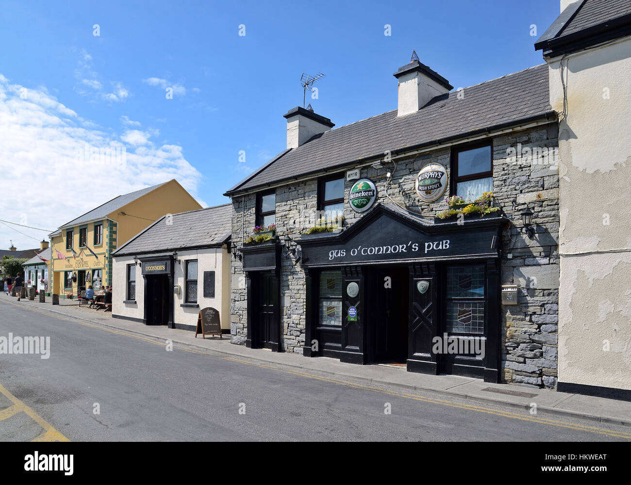 Gus O'Connor's pub in the small village of Doolin Stock Photo - Alamy