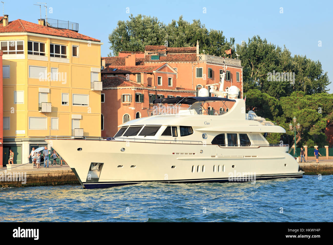 Yacht ciao hi-res stock photography and images - Alamy