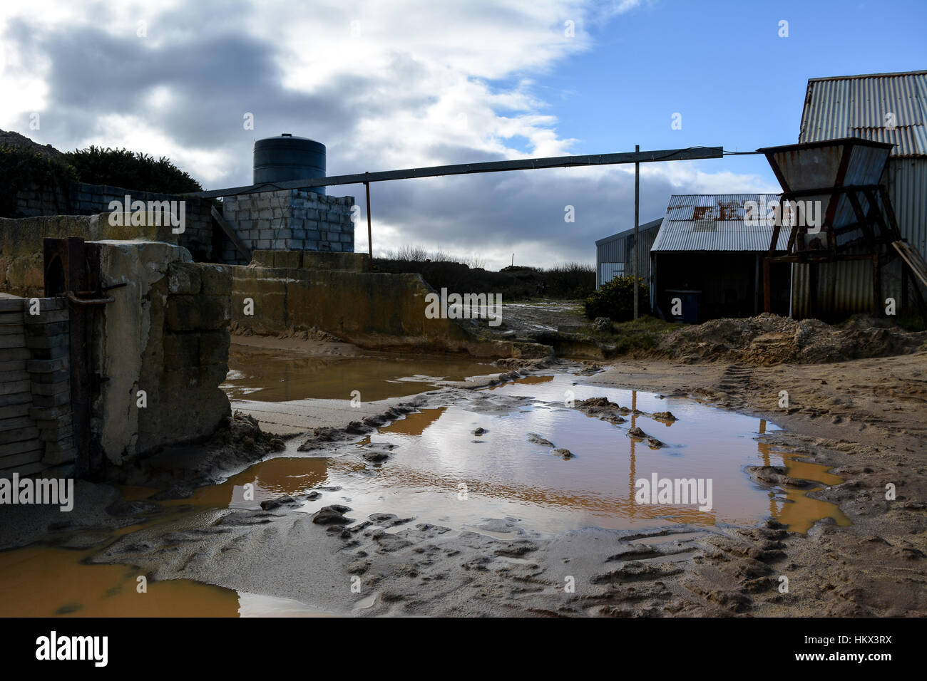 Clay pit hi-res stock photography and images - Alamy