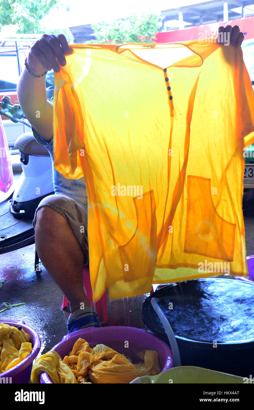 Turmeric washing process hi-res stock photography and images - Alamy