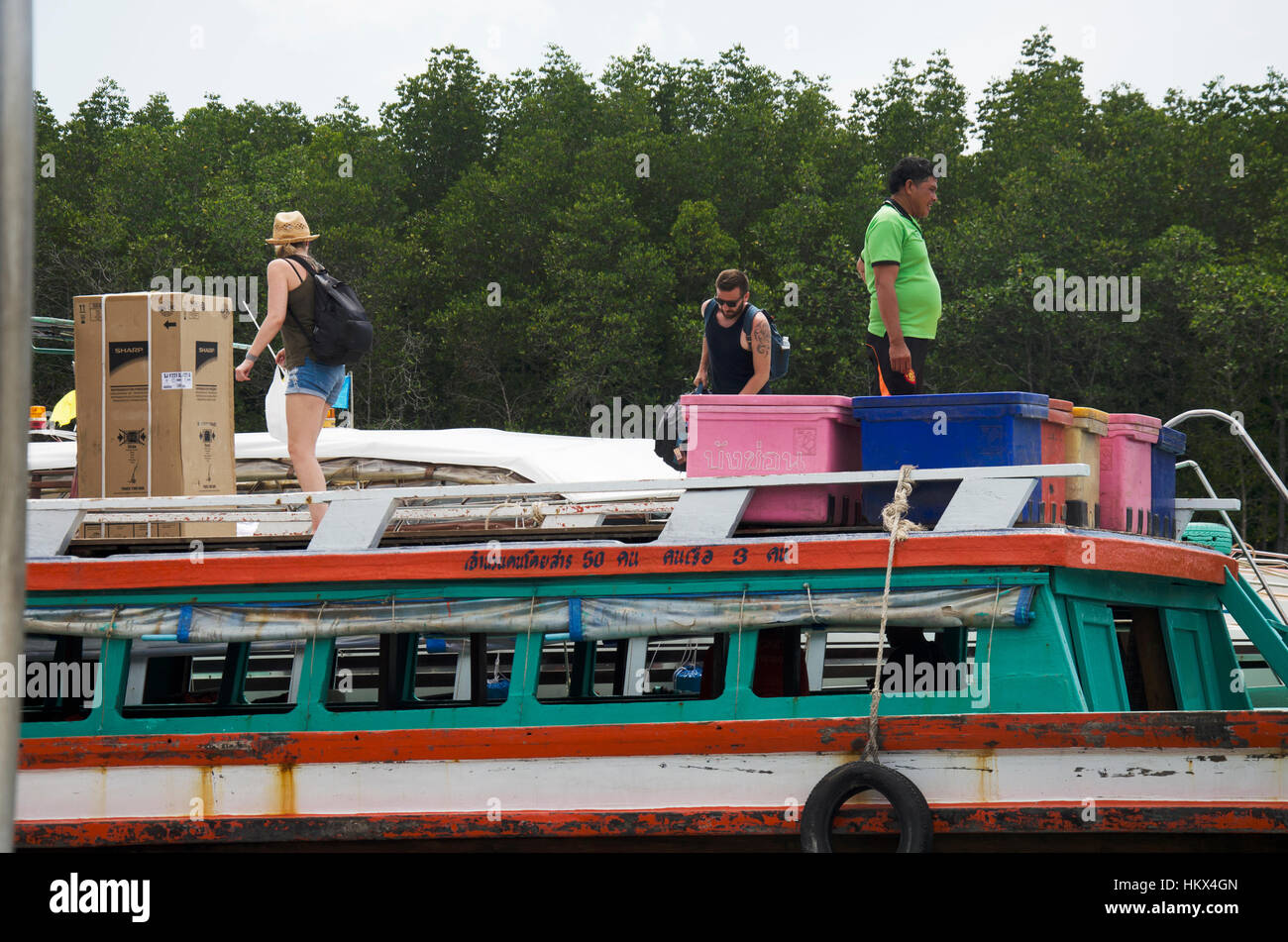 Thai people travelers foreigner hi-res stock photography and images - Alamy