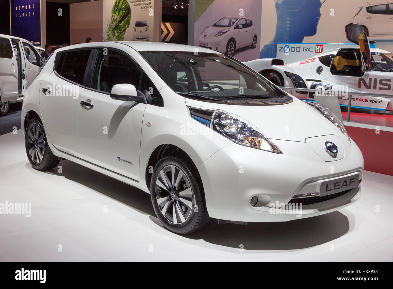 New nissan leaf model hi-res stock photography and images - Alamy