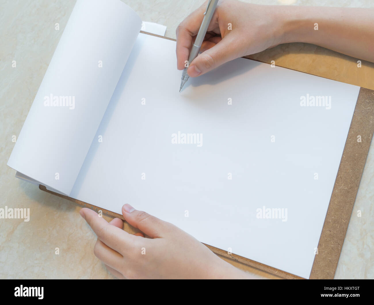 Hand writing in blank application form Stock Photo - Alamy