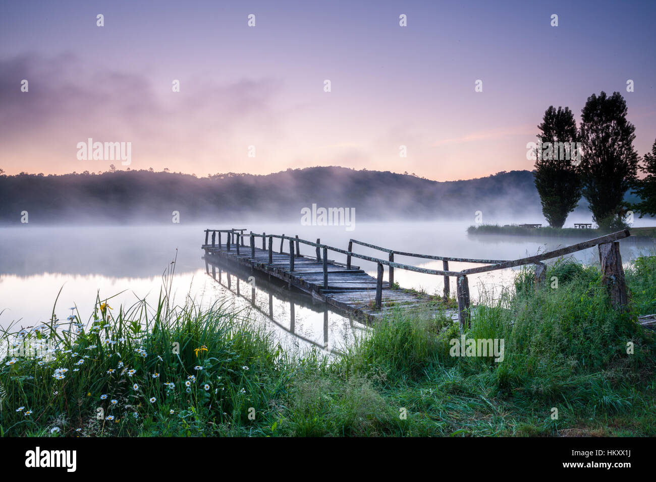 Rickety old bridge hi-res stock photography and images - Alamy