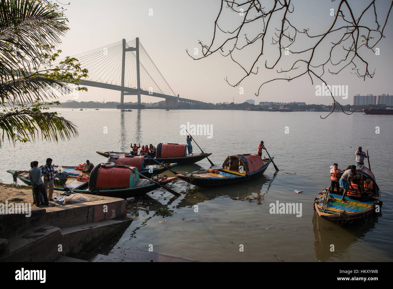 Boats on the Hooghly River in Kolkata (Calcutta), West Bengal, India ...