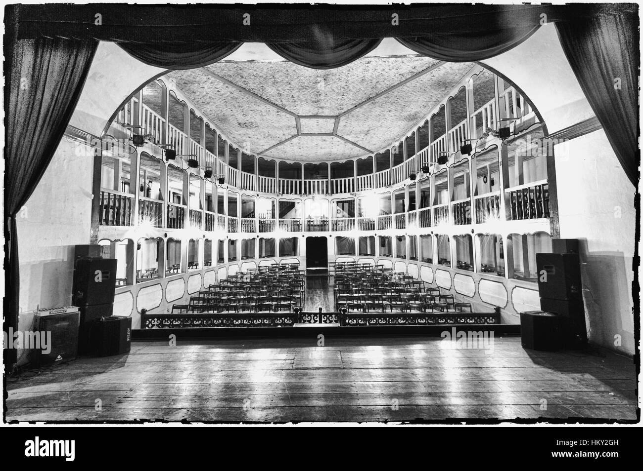 Opera house Black and White Stock Photos & Images - Alamy