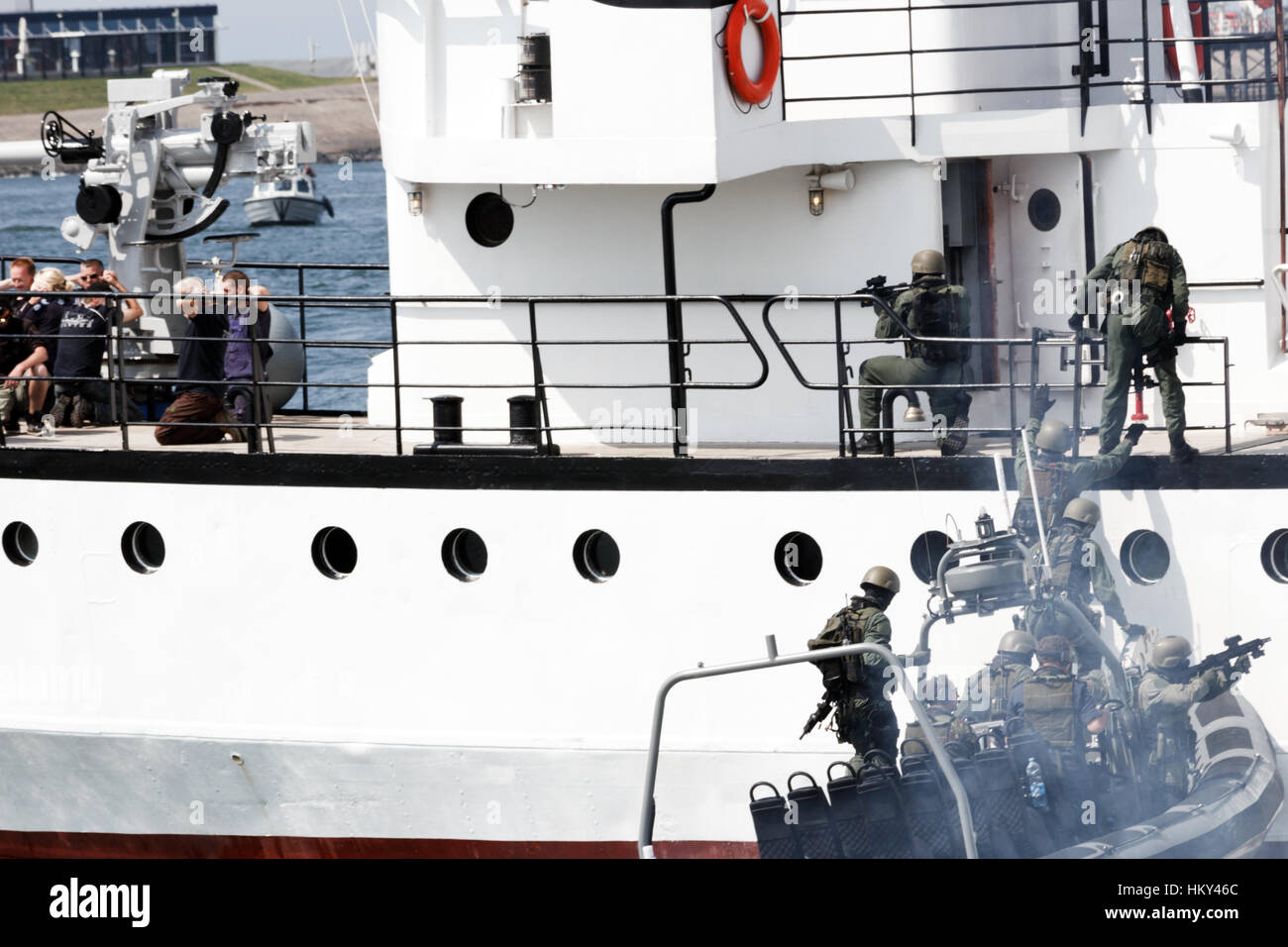 DEN HELDER, THE NETHERLANDS - JULY 7: Dutch Marines entering a ship ...
