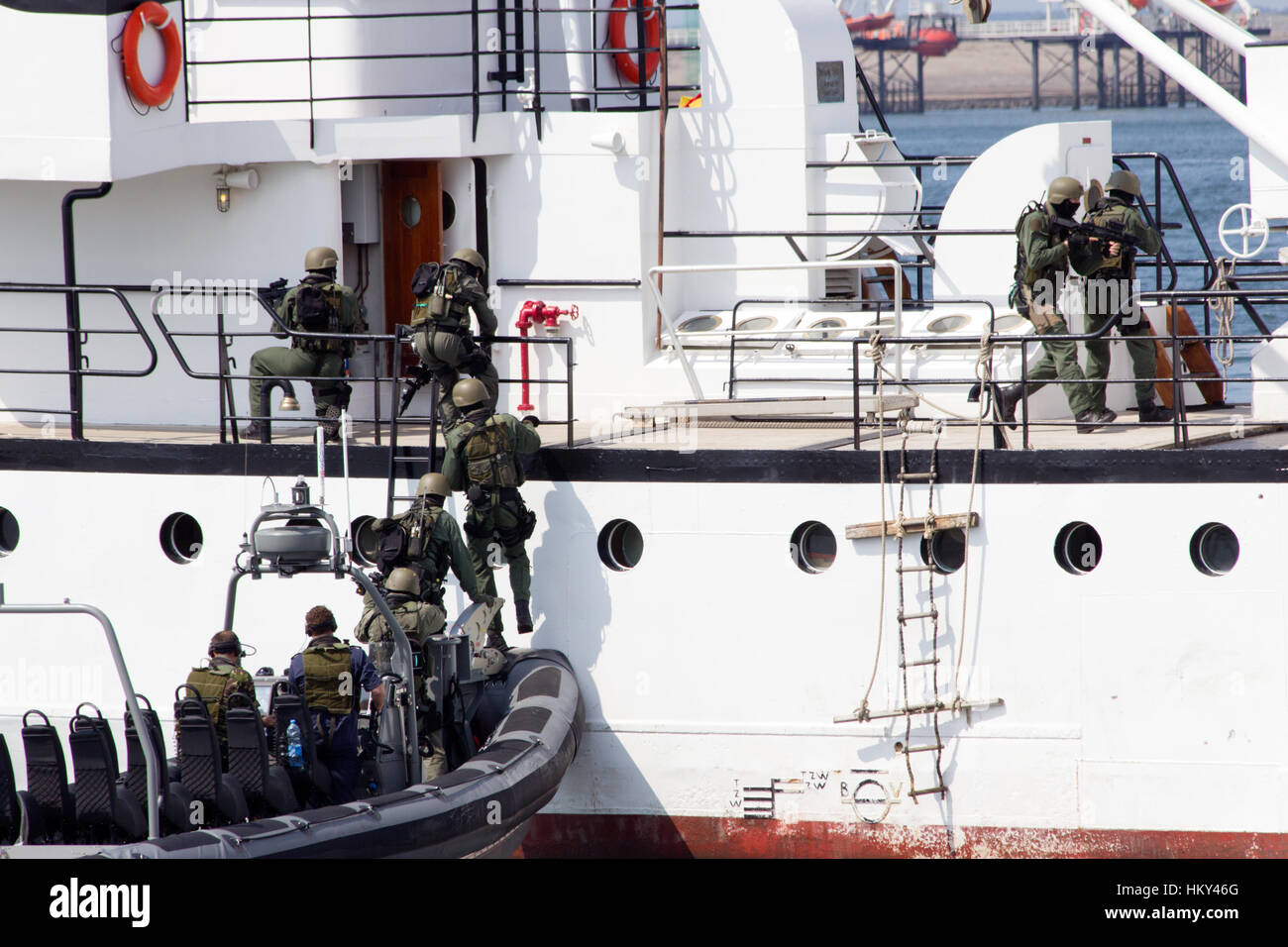 DEN HELDER, THE NETHERLANDS - JULY 7: Dutch Marines entering a ship ...