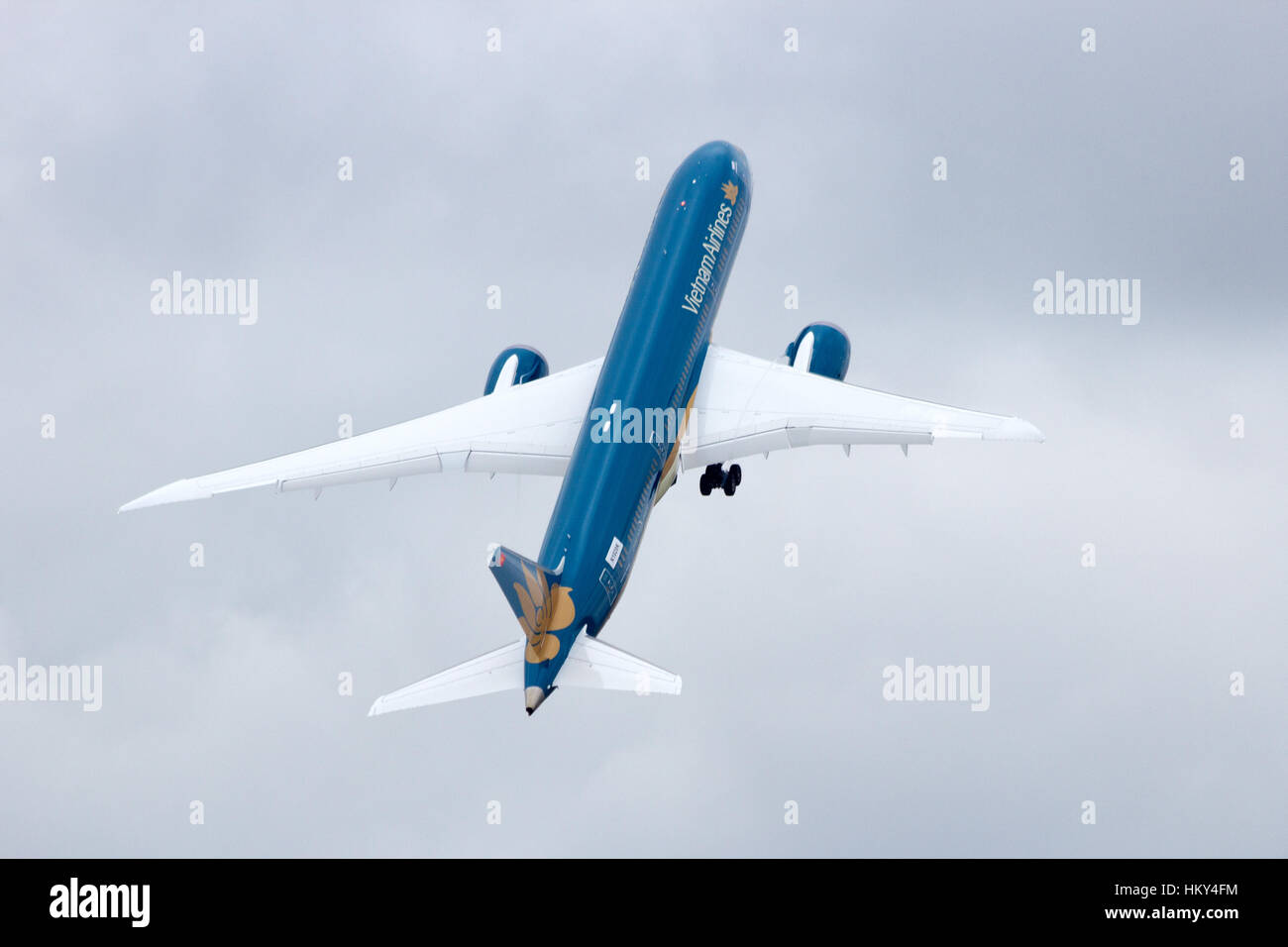 PARIS - JUN 18, 2015: A steep take off from the new Boeing 787-900 ...