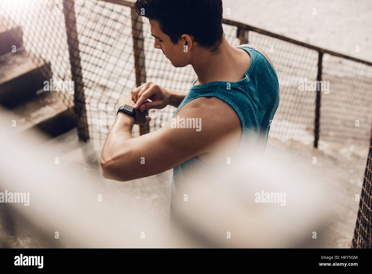 Young people with computer training hi-res stock photography and images ...