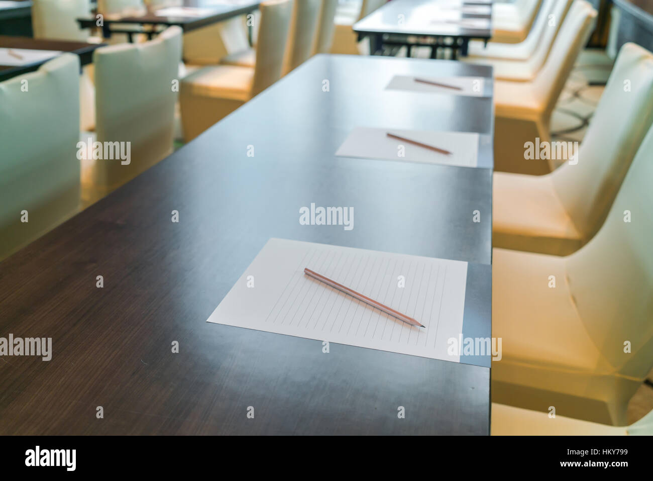 Empty conference room before meeting Stock Photo - Alamy