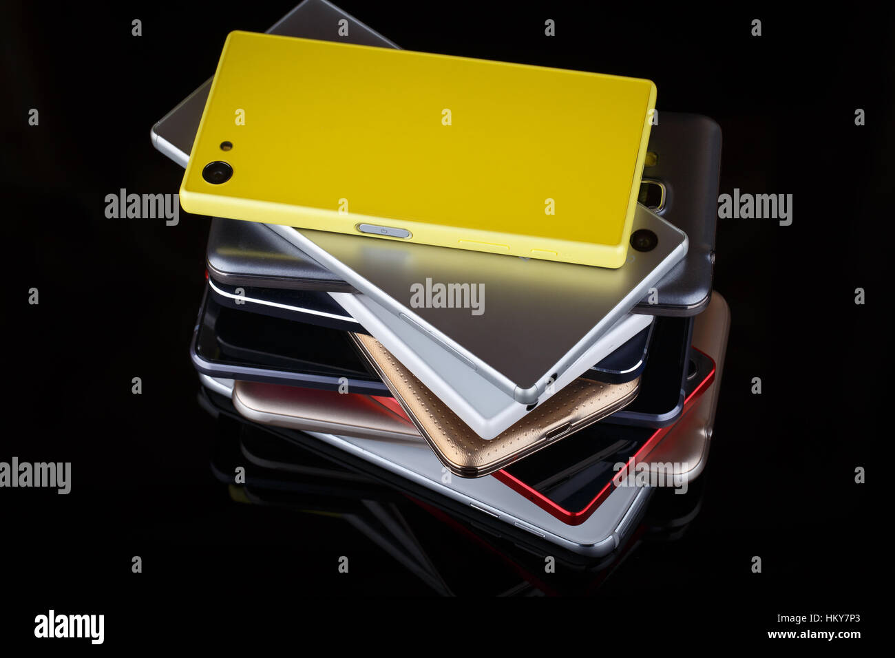 Mobile phone wireless communication technology and mobility business ...