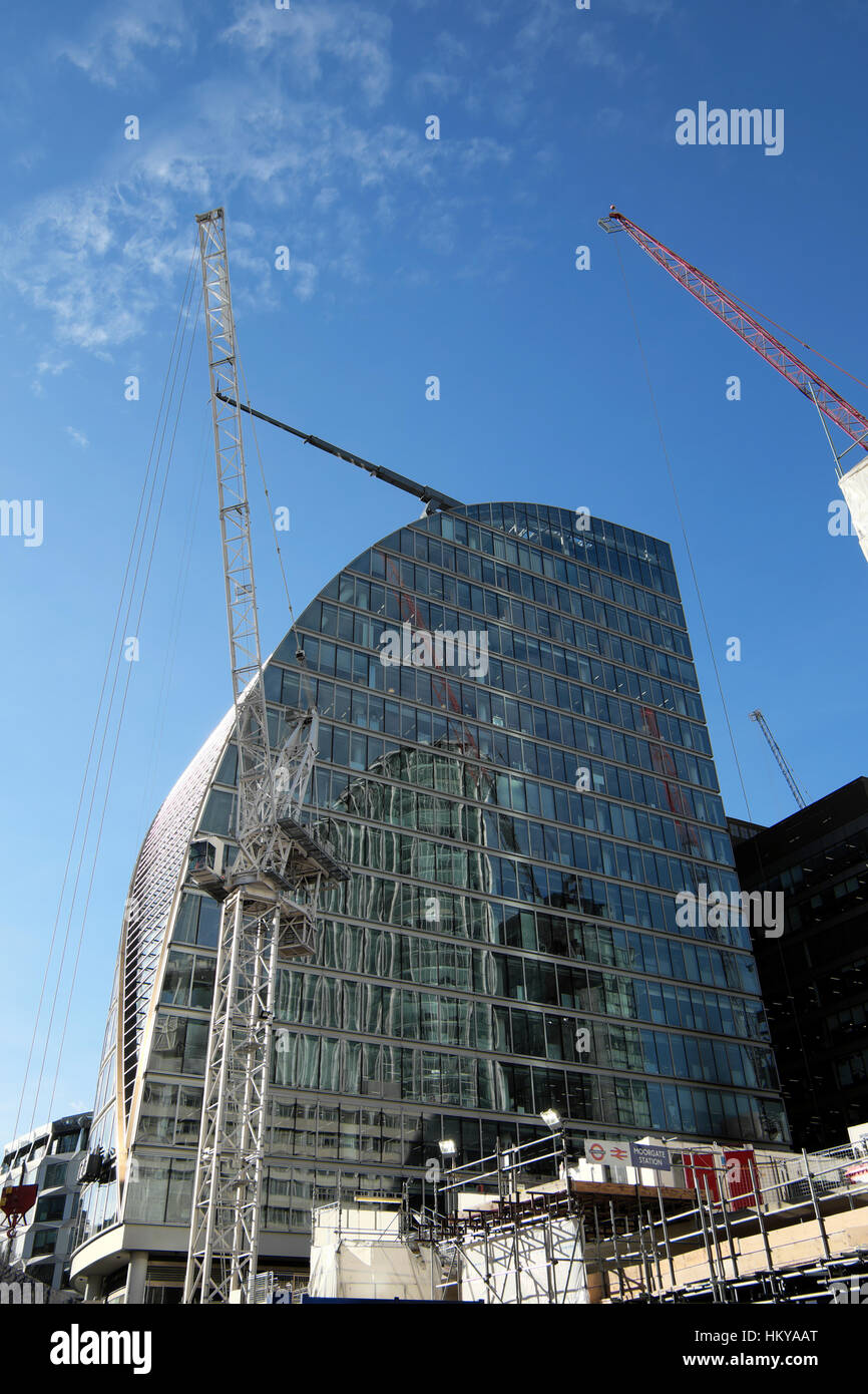 Moor Place Crossrail construction site adjacent to Moor House in ...