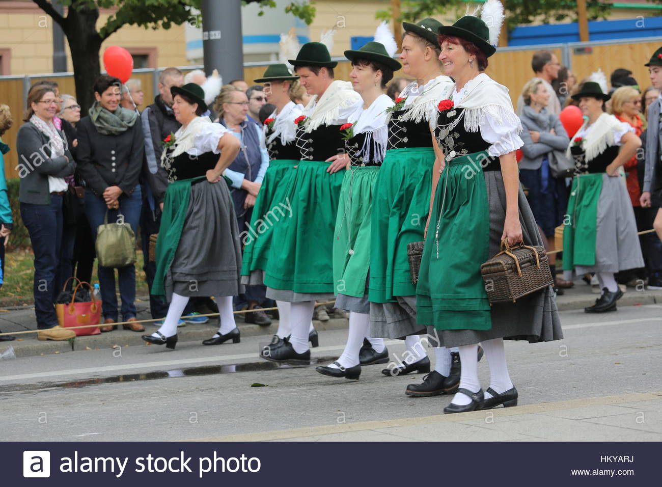 Traditional german dresses hi-res stock photography and images - Alamy