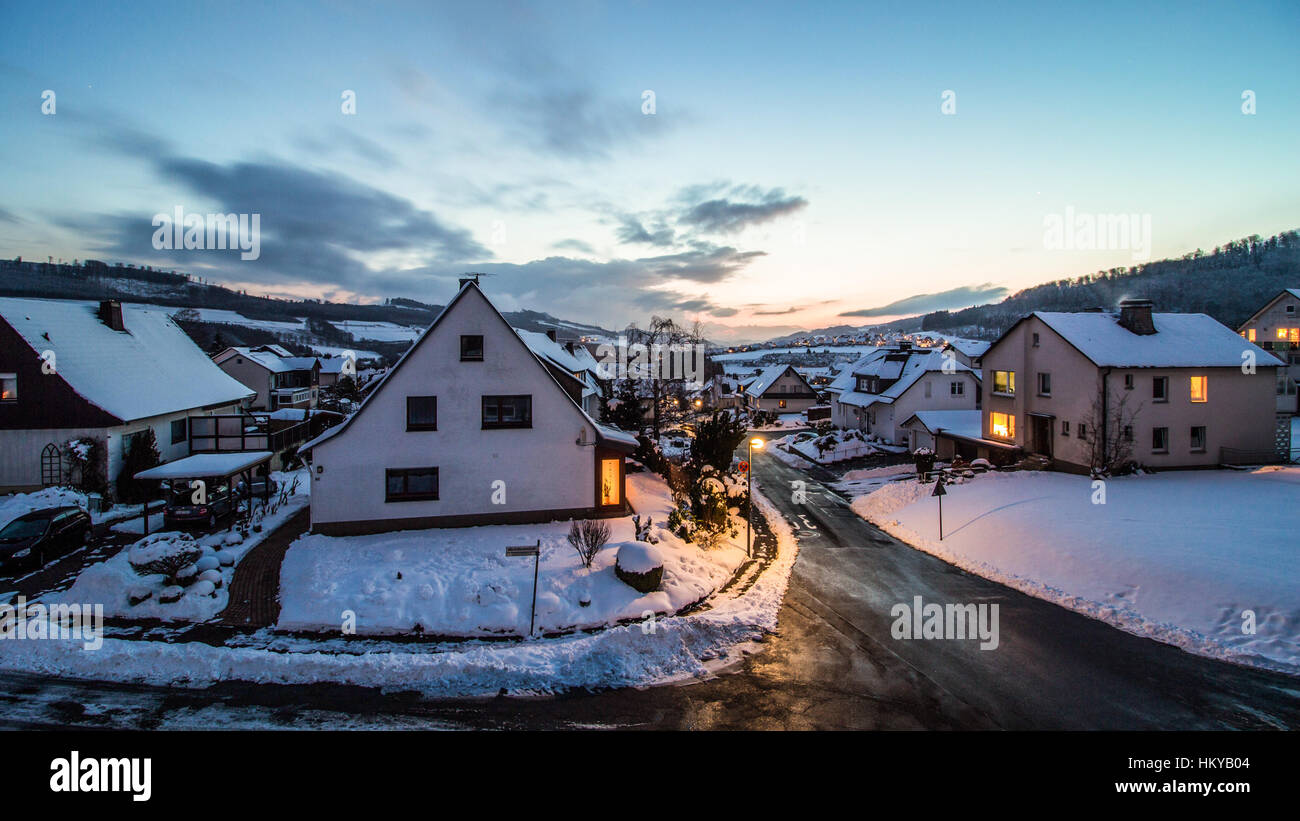 Cool roof hi-res stock photography and images - Alamy