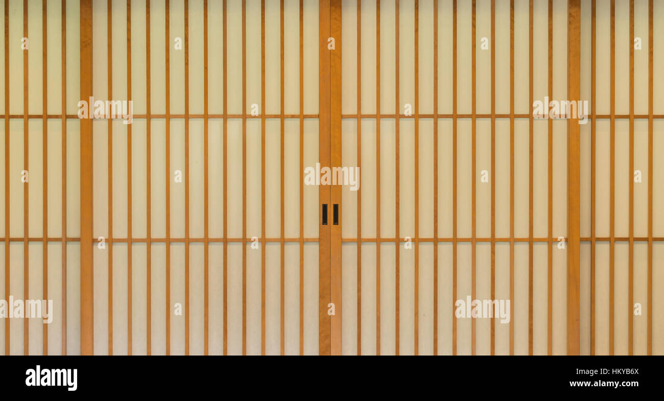Japanese sliding paper door Stock Photo - Alamy