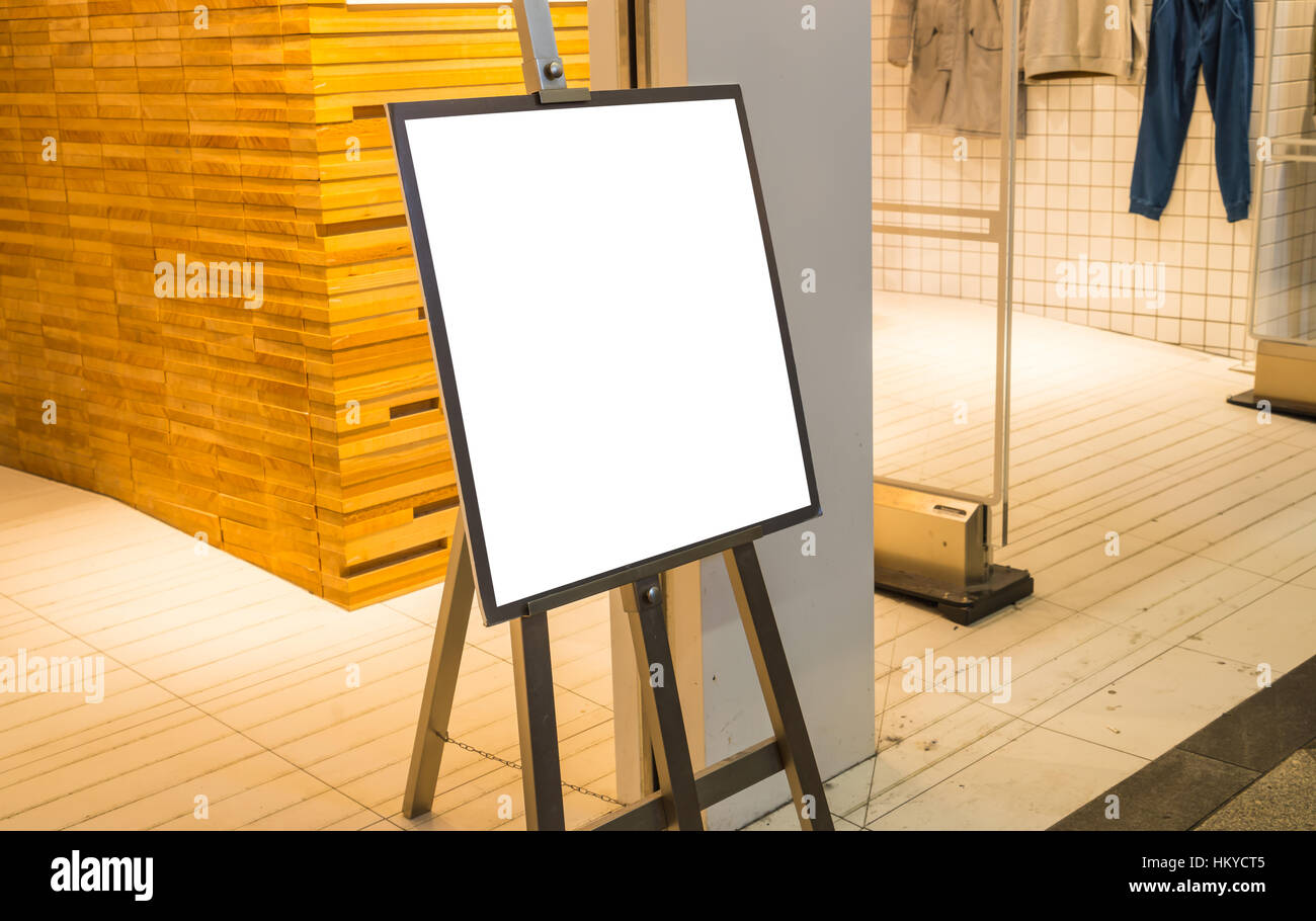 Empty sign in the street and shopping mall Stock Photo - Alamy