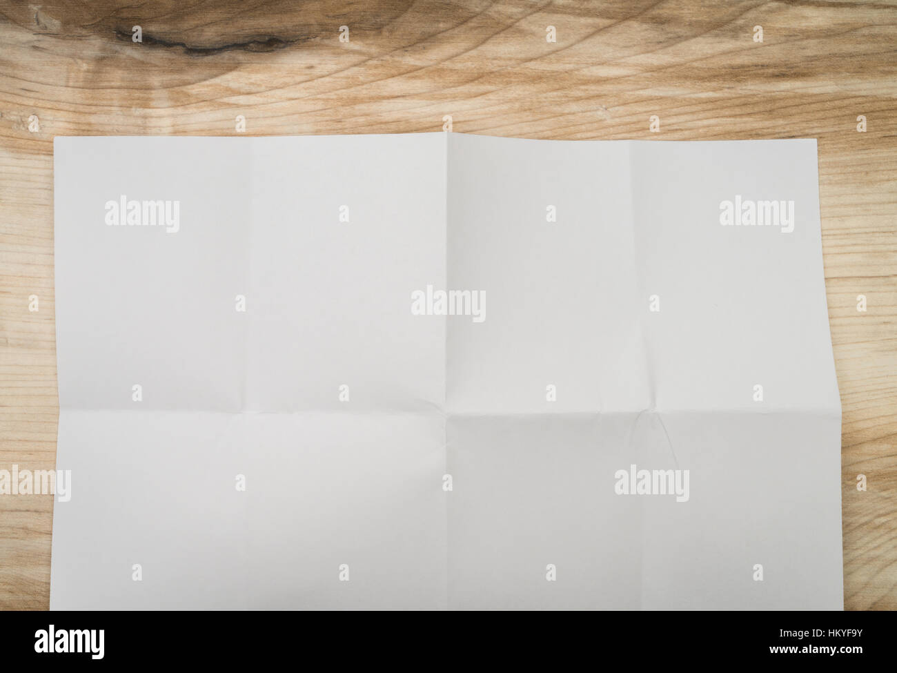 White template paper on wood texture Stock Photo - Alamy