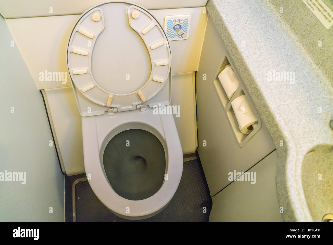 Aircraft Toilet Stock Photos & Aircraft Toilet Stock Images - Alamy