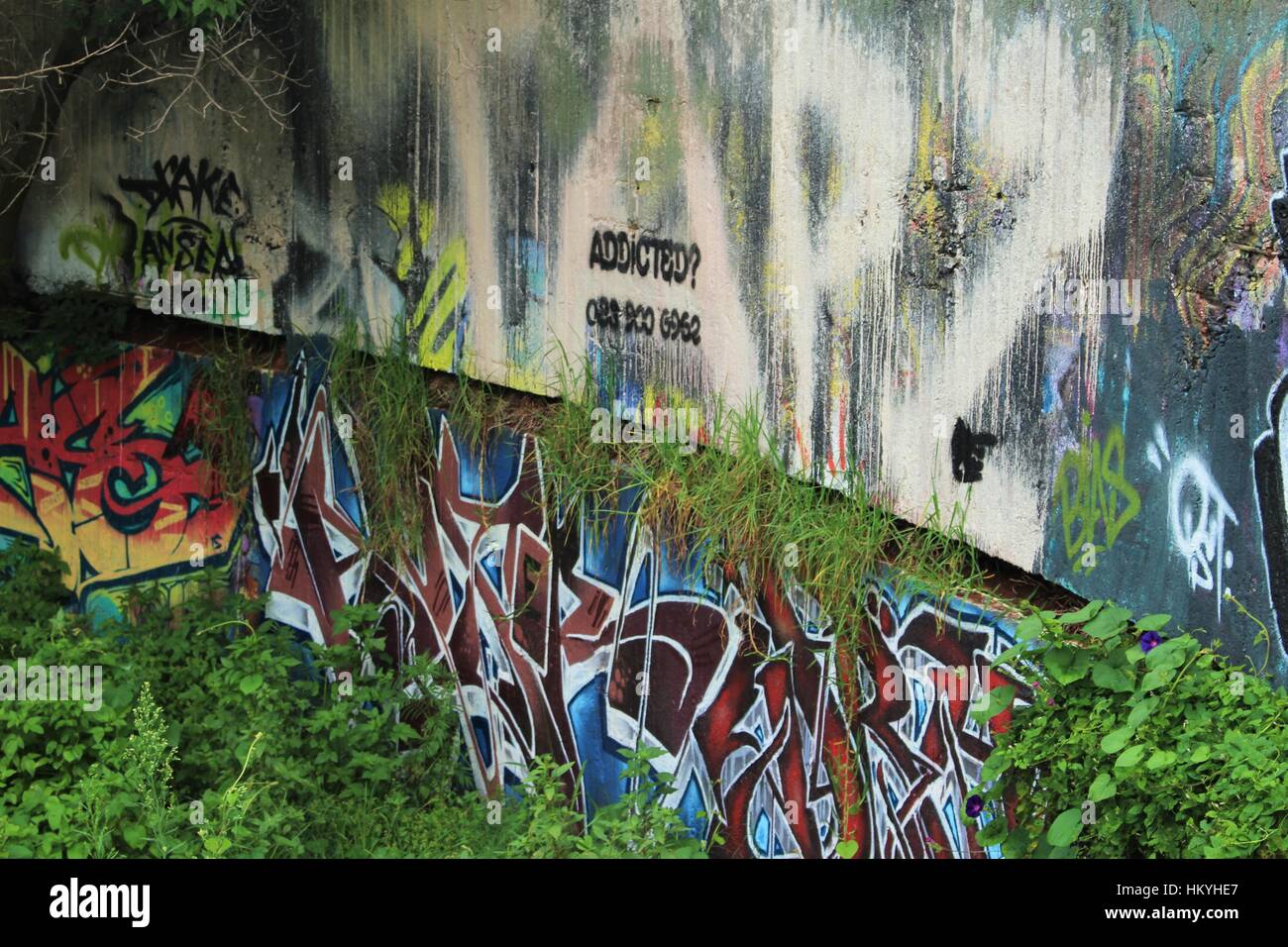 South africa johannesburg graffiti wall hi-res stock photography and ...