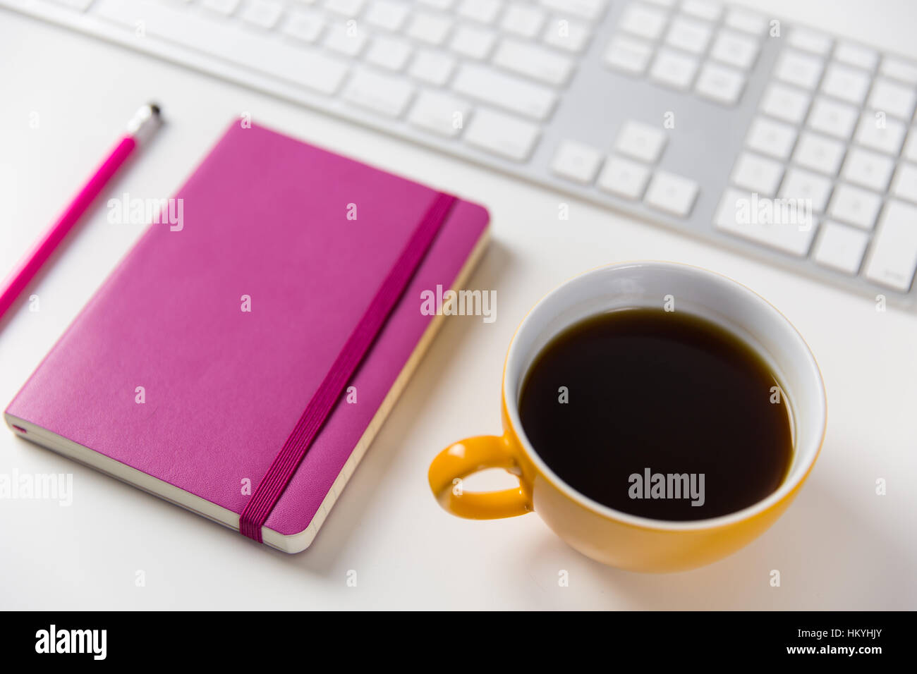 Cup coffee notepad keyboard hi-res stock photography and images - Alamy