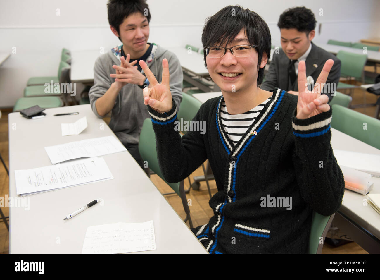 Teenagers language course hi-res stock photography and images - Alamy