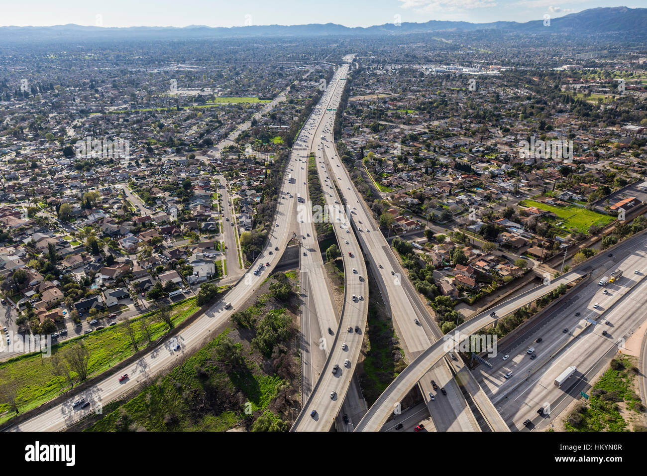 The 118 freeway crossing the San Fernando Valley in Los Angeles ...