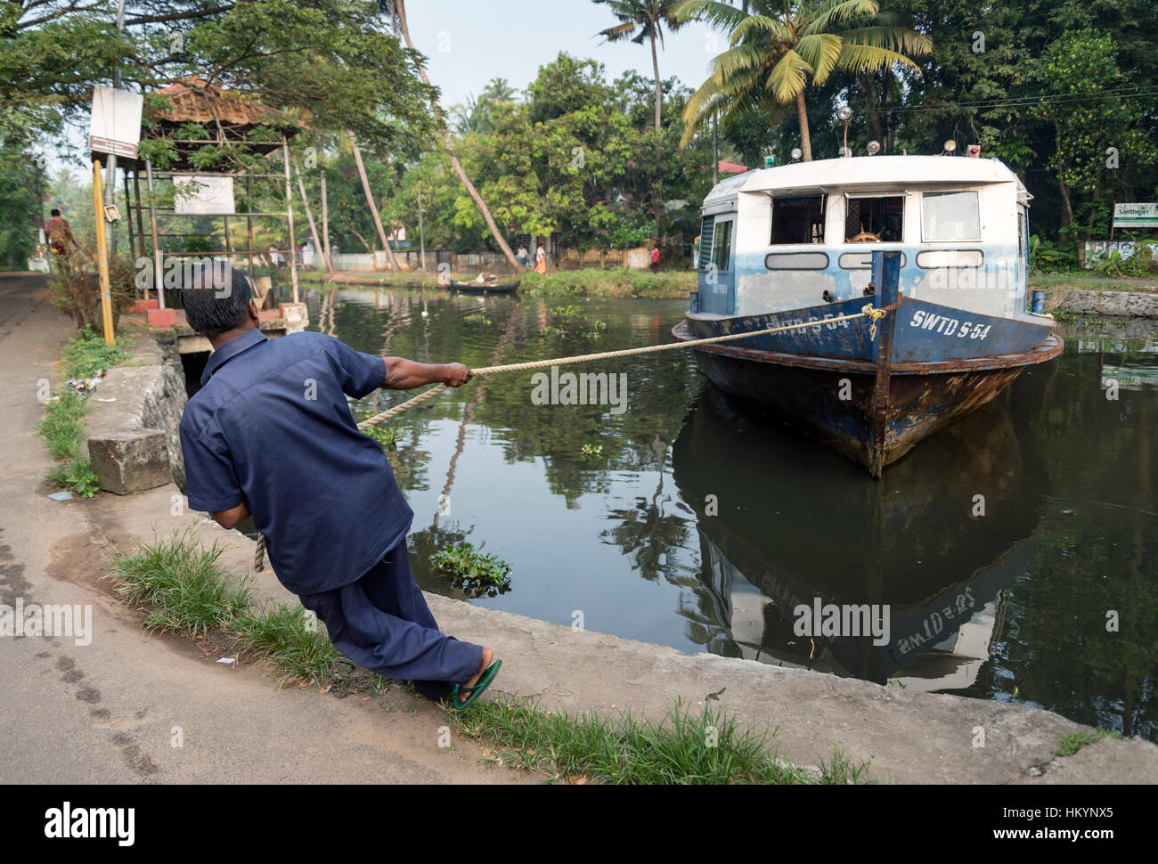 Water transport india hi-res stock photography and images - Alamy