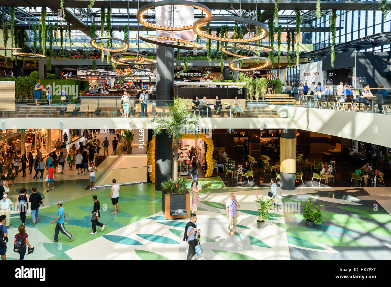 Shopping mall bucharest downtown hi-res stock photography and images ...