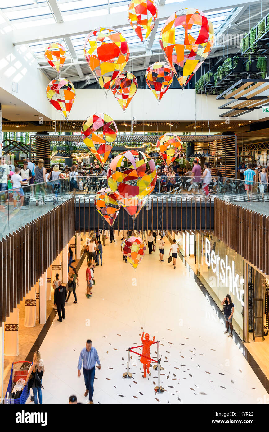 Stairs inside mall hi-res stock photography and images - Alamy