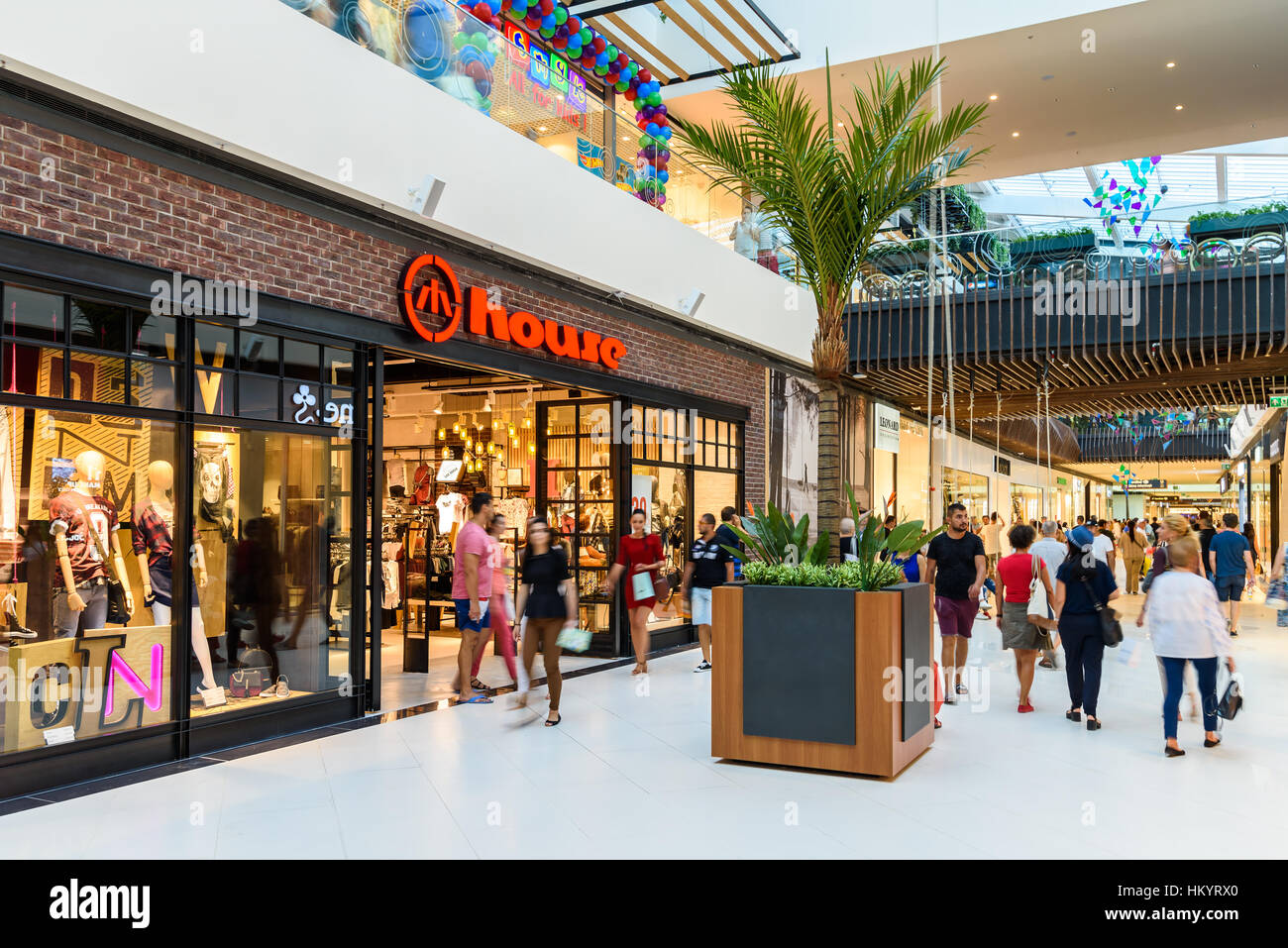BUCHAREST, ROMANIA - SEPTEMBER 01, 2016: People Crowd Rush For Shopping ...