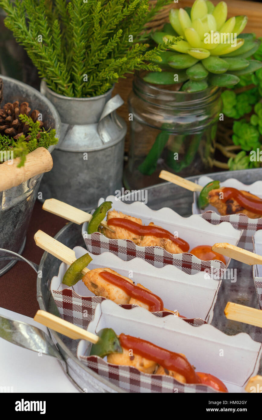 Bbq buffet table garden hi-res stock photography and images - Alamy