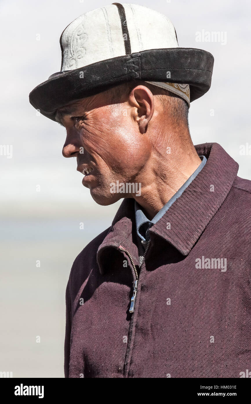 Daur ethnic group people hi-res stock photography and images - Alamy