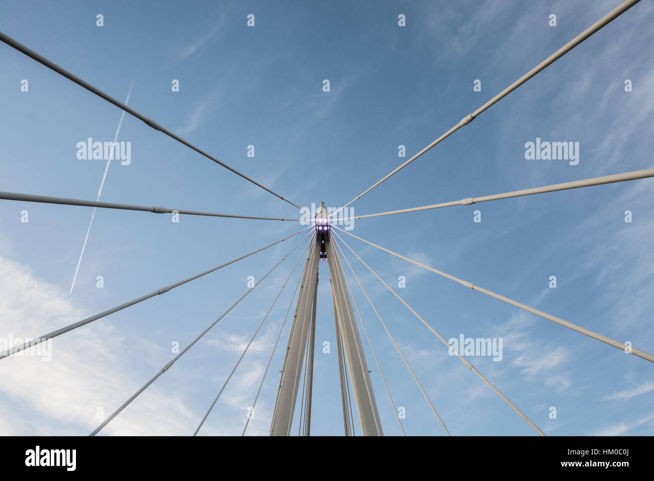 Bridge sky architecture hi-res stock photography and images - Alamy