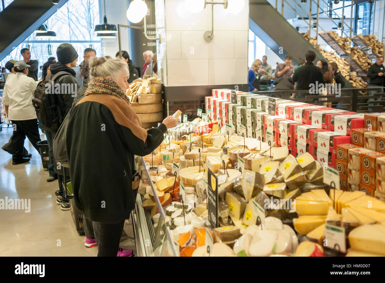 Supermarket cheese selection hi-res stock photography and images - Alamy