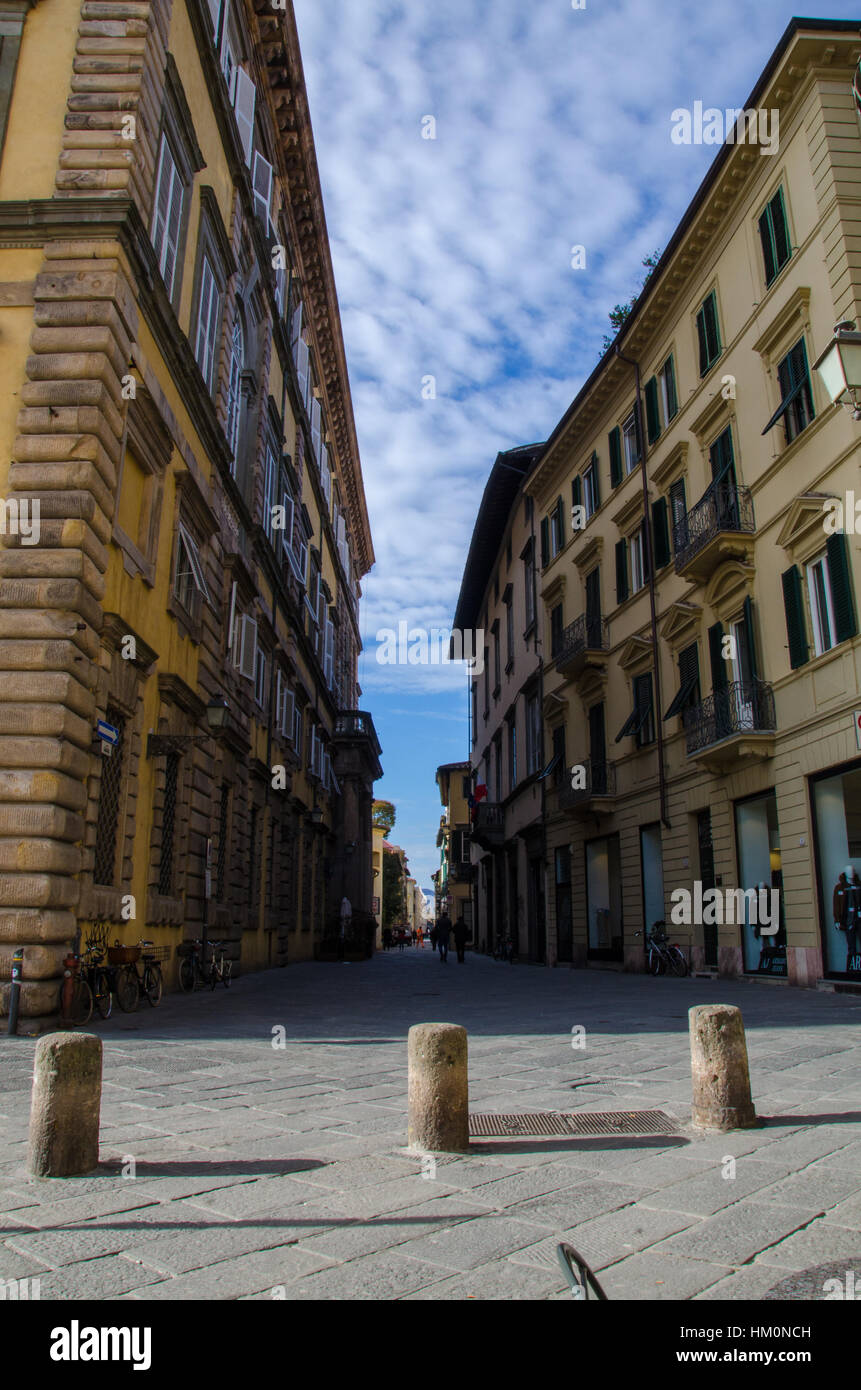 Street in Lucca, Italy Stock Photo - Alamy
