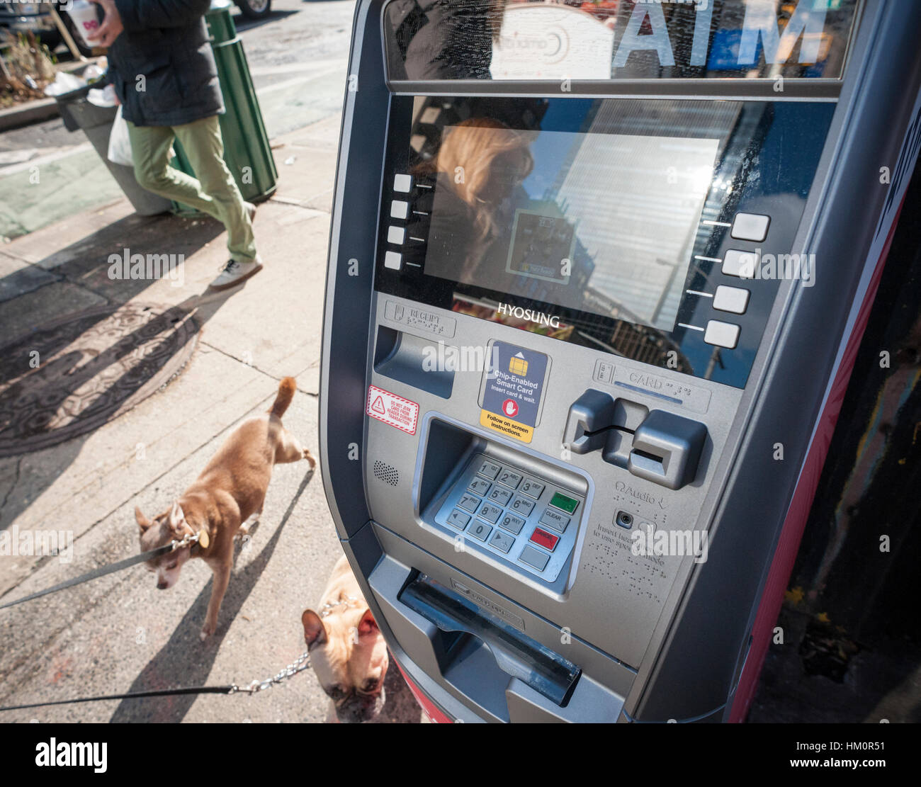 Automated teller machine bank hi-res stock photography and images - Alamy