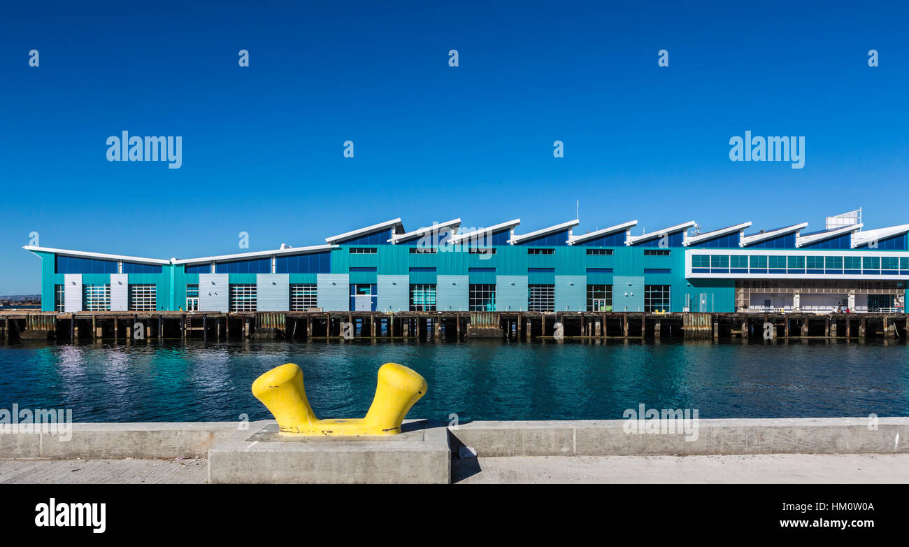berth for cruise ships at crusie ship terminal on san diego bay Stock ...