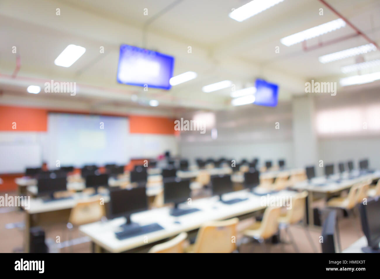 Computer lab room empty workstation hi-res stock photography and images ...