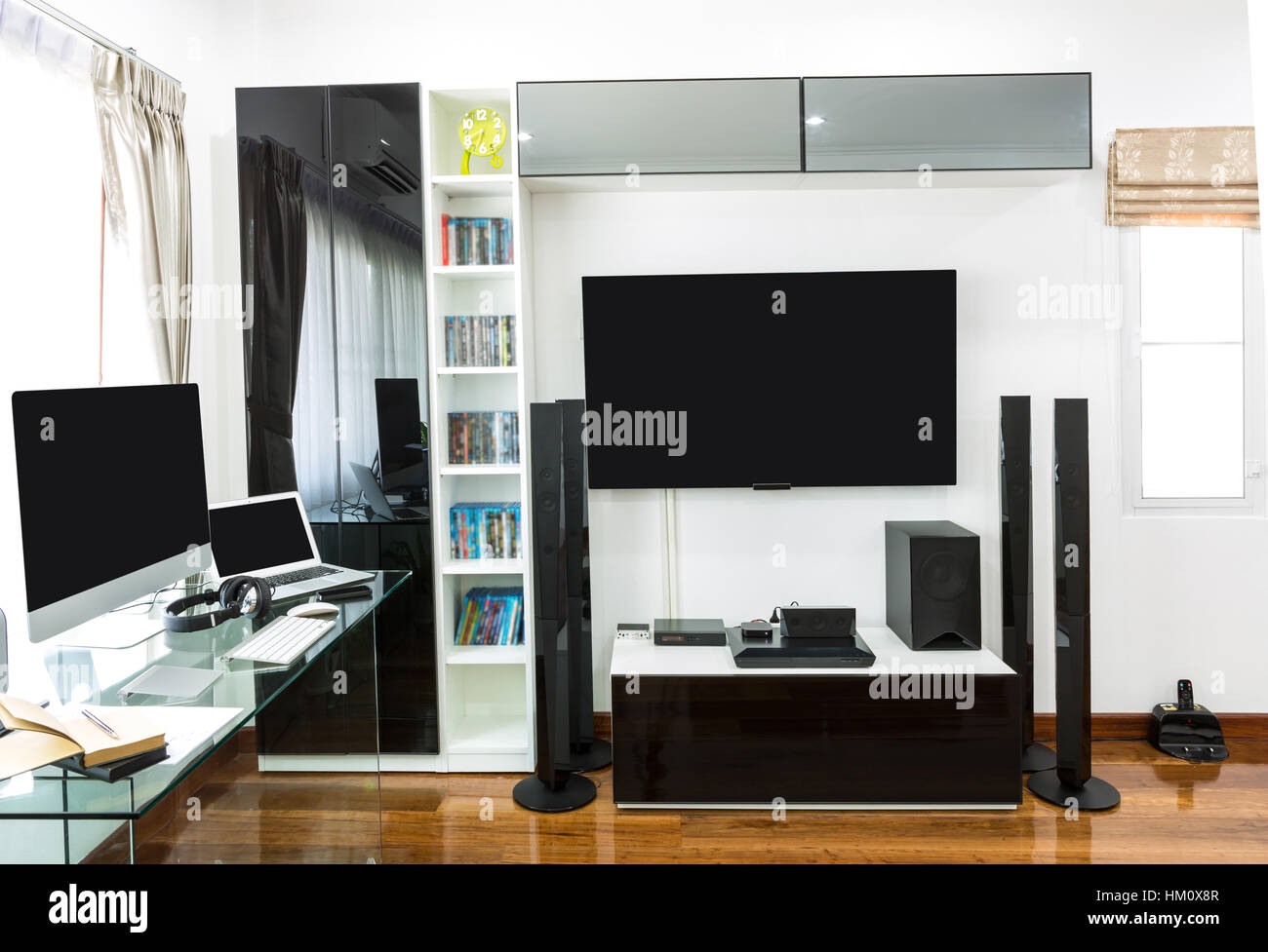 Theater attic hi-res stock photography and images - Alamy