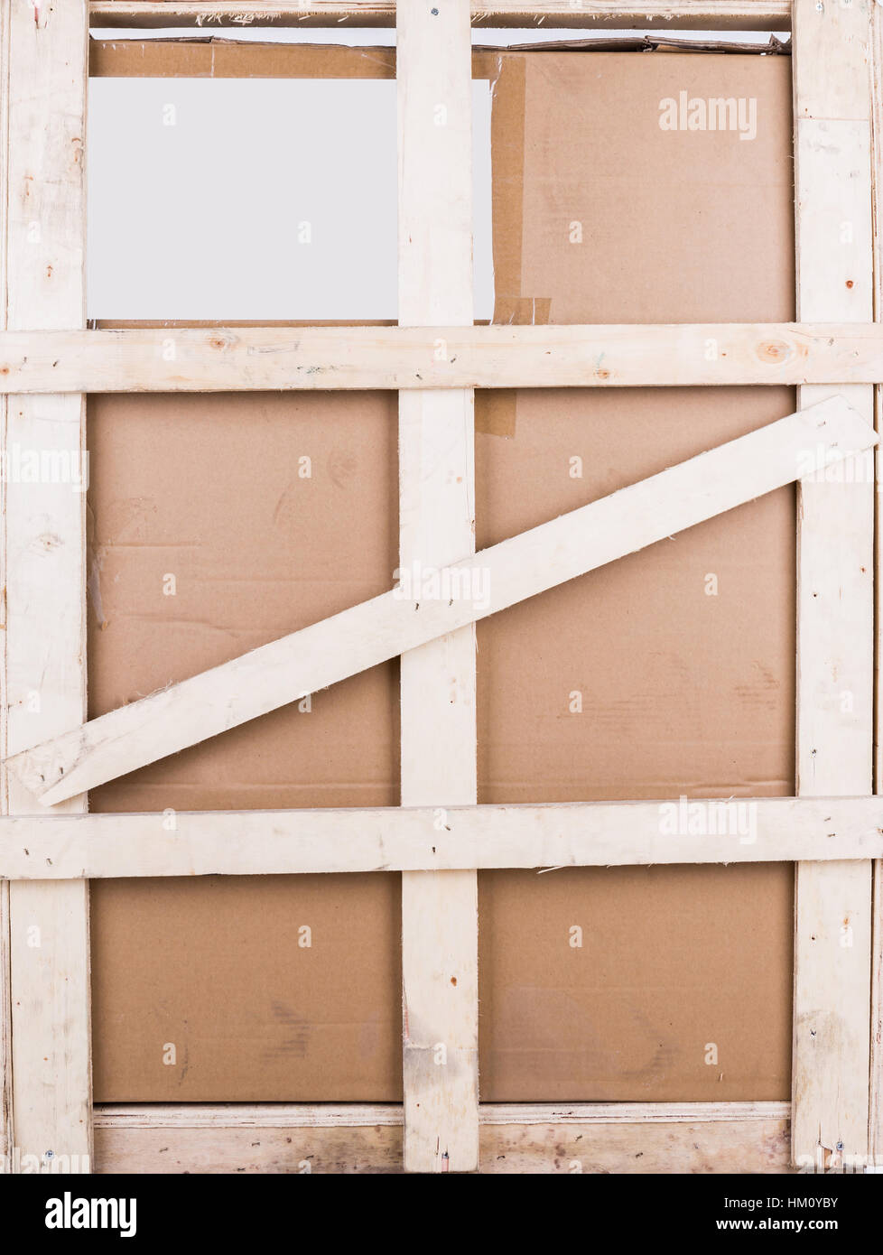 Cardboard boxes with wooden reinforcement Stock Photo - Alamy