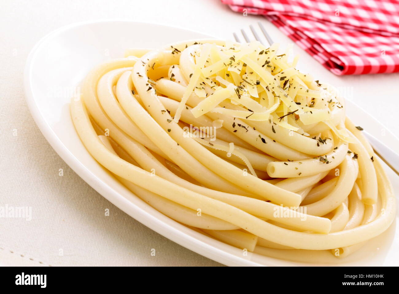 delicious italian plain bucatini with italian herbs fresh butter and ...