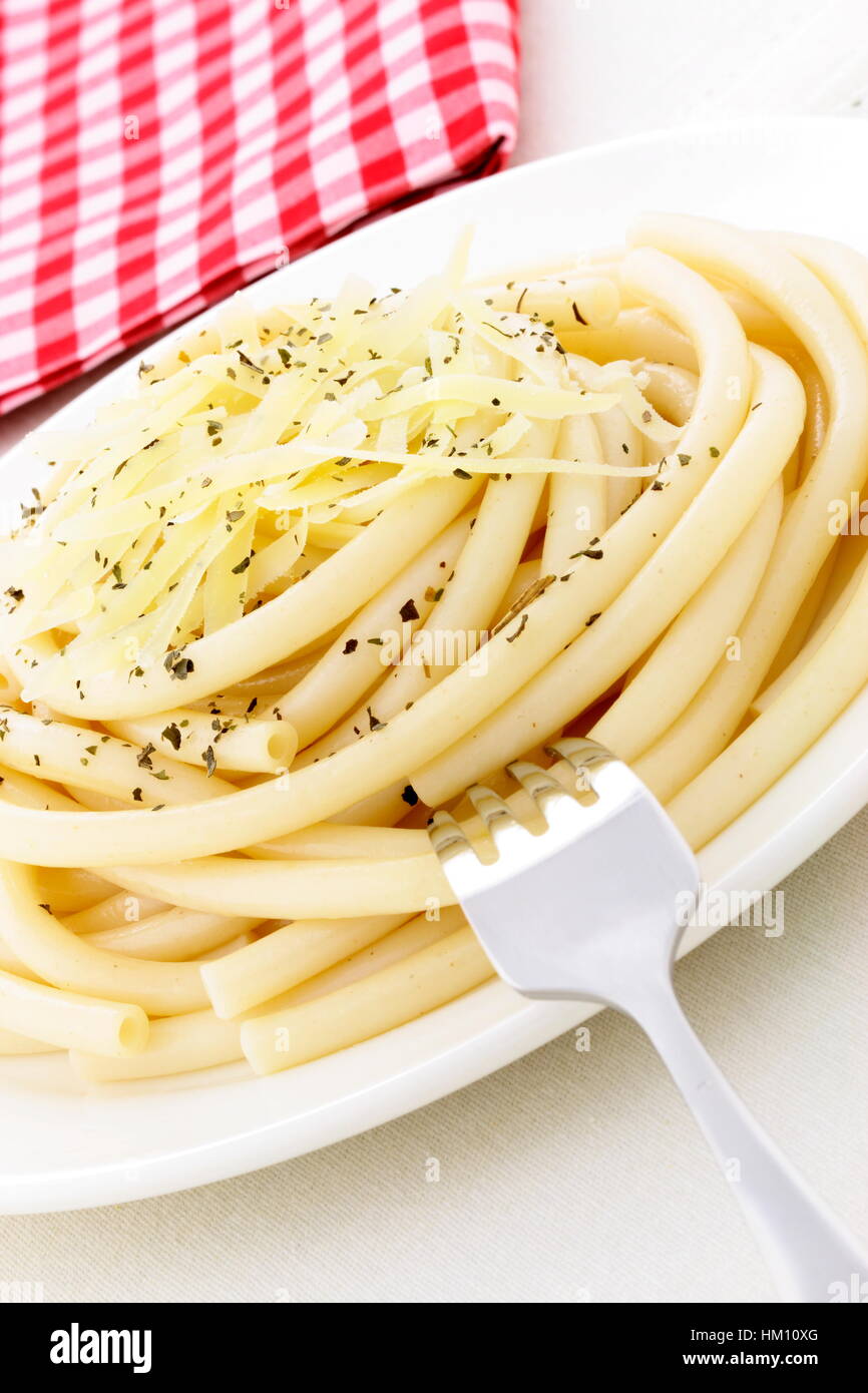 delicious italian plain bucatini with italian herbs fresh butter and ...