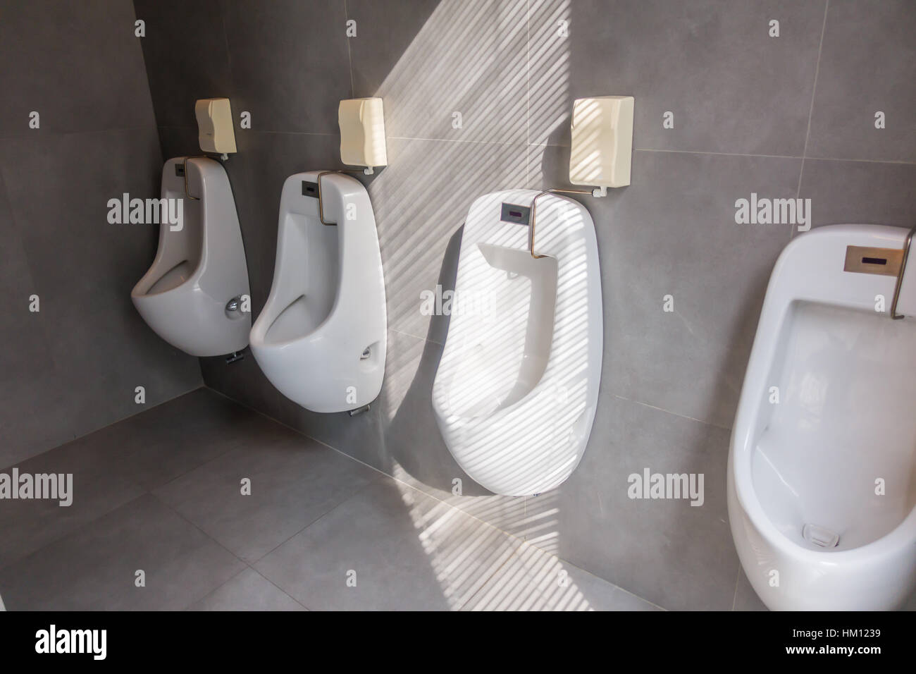 Men male new modern restroom hi-res stock photography and images - Alamy