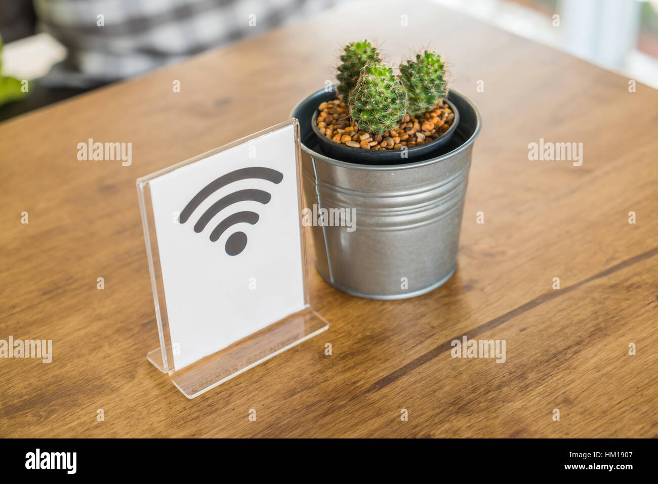 Free Wifi sign on table Stock Photo - Alamy