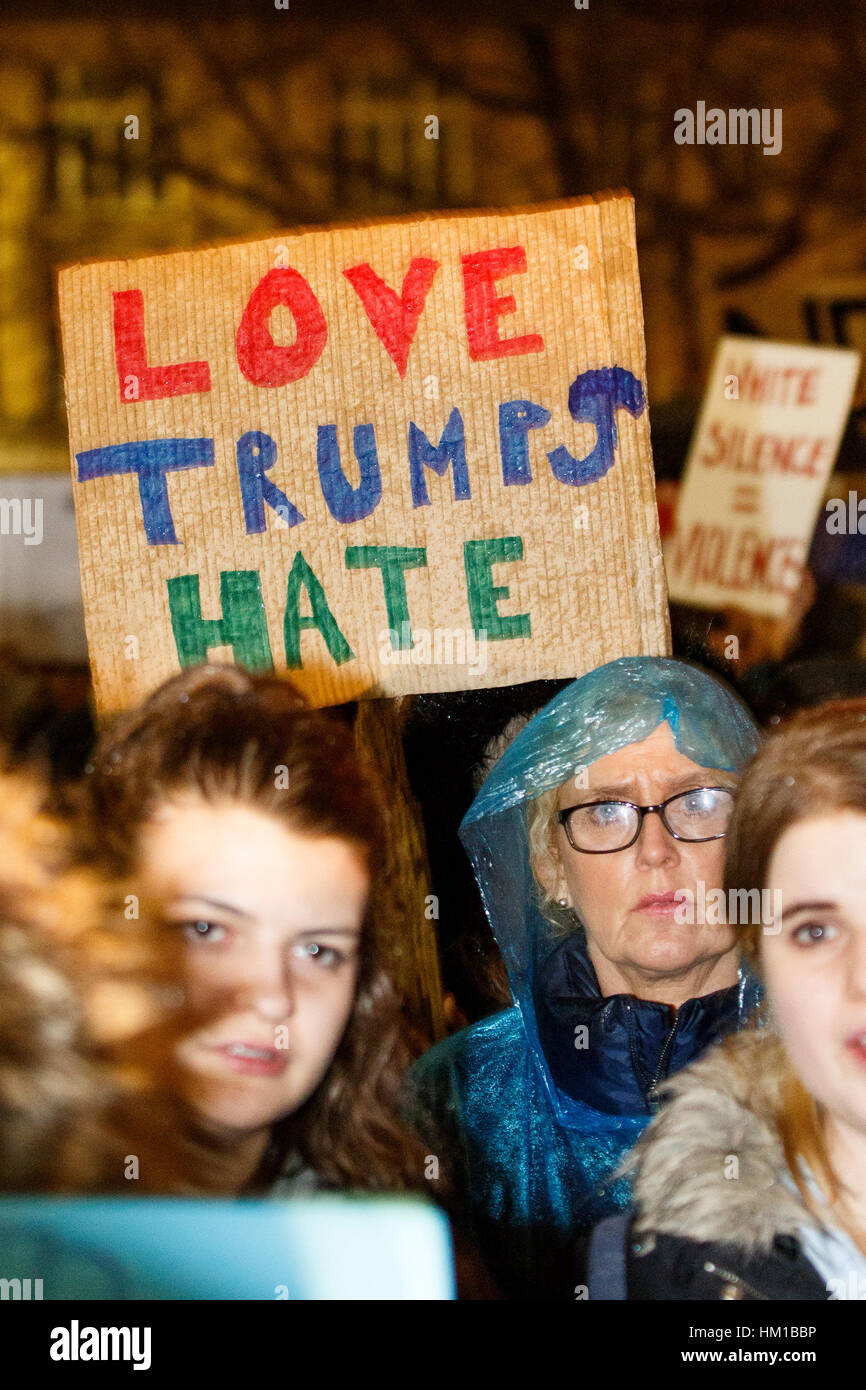 Presidential protest signs hi-res stock photography and images - Alamy