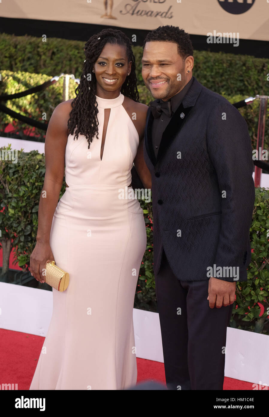 Los Angeles, USA. 29th Jan, 2017. Anthony Anderson, right, attends the ...