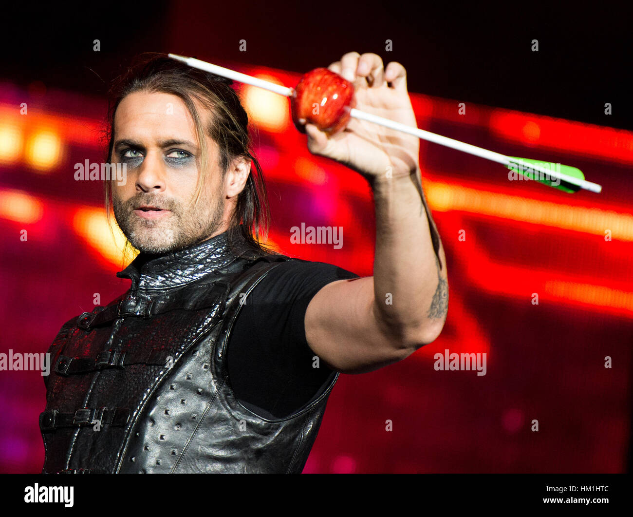 Berlin, Germany. 31st Jan, 2017. The illusionists Ben Blaque stands on ...