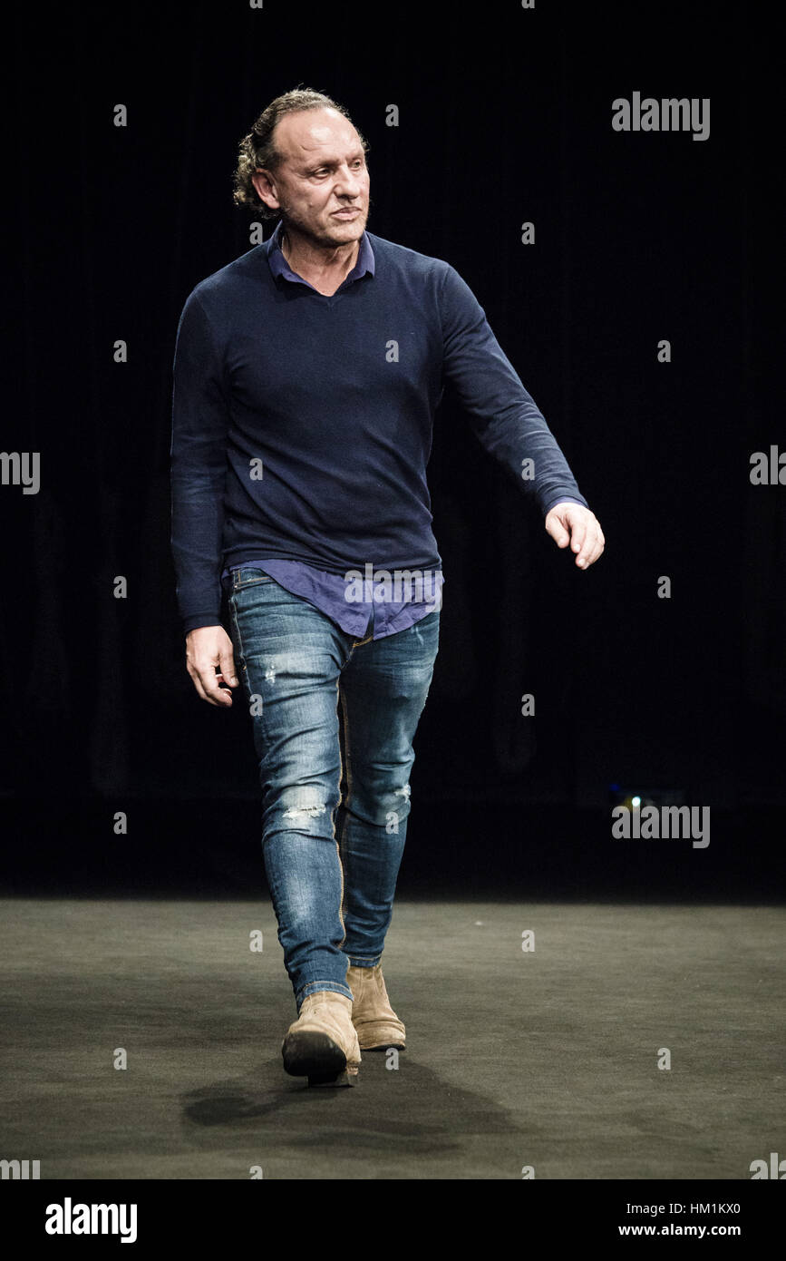 Barcelona, Spain. 31st Jan, 2017. Custo Dalmau acknowledges the public ...