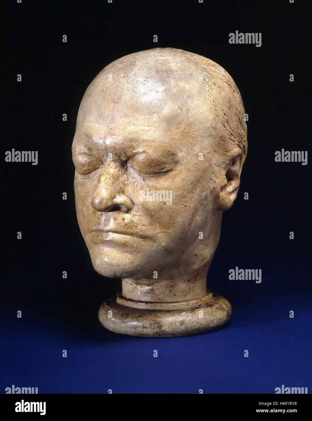 Plaster cast head hi-res stock photography and images - Alamy